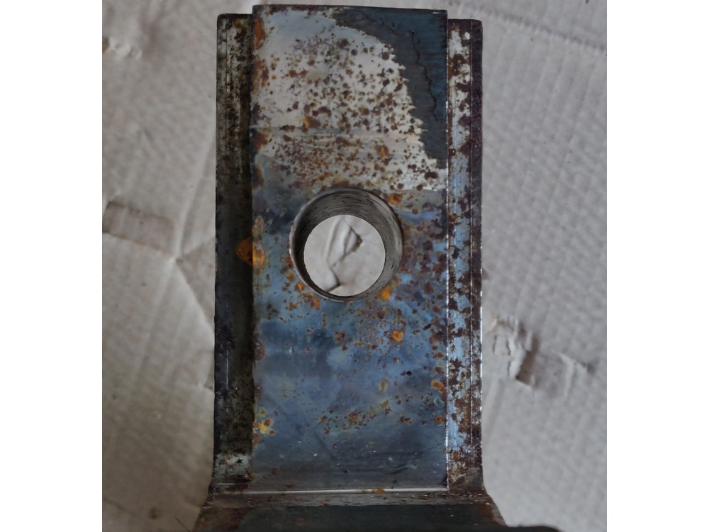 FIXED HOLDER - OLD TYPE | | Industrial Shredding Machines